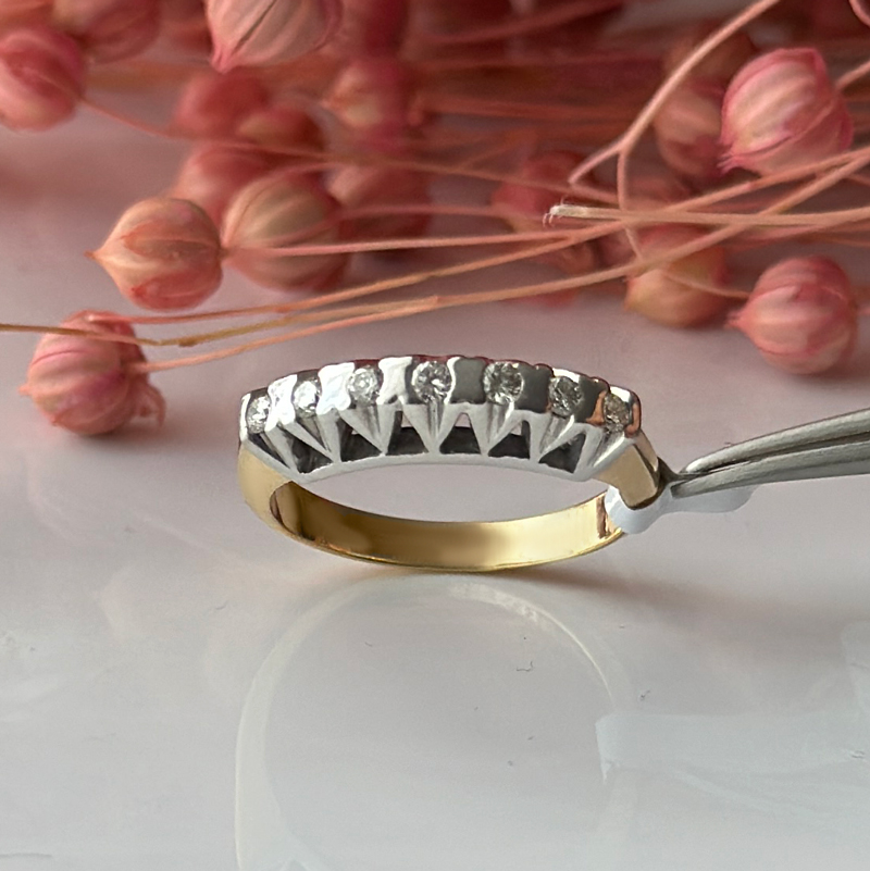 Диамантена халка бяло и жълто злато VIKSI